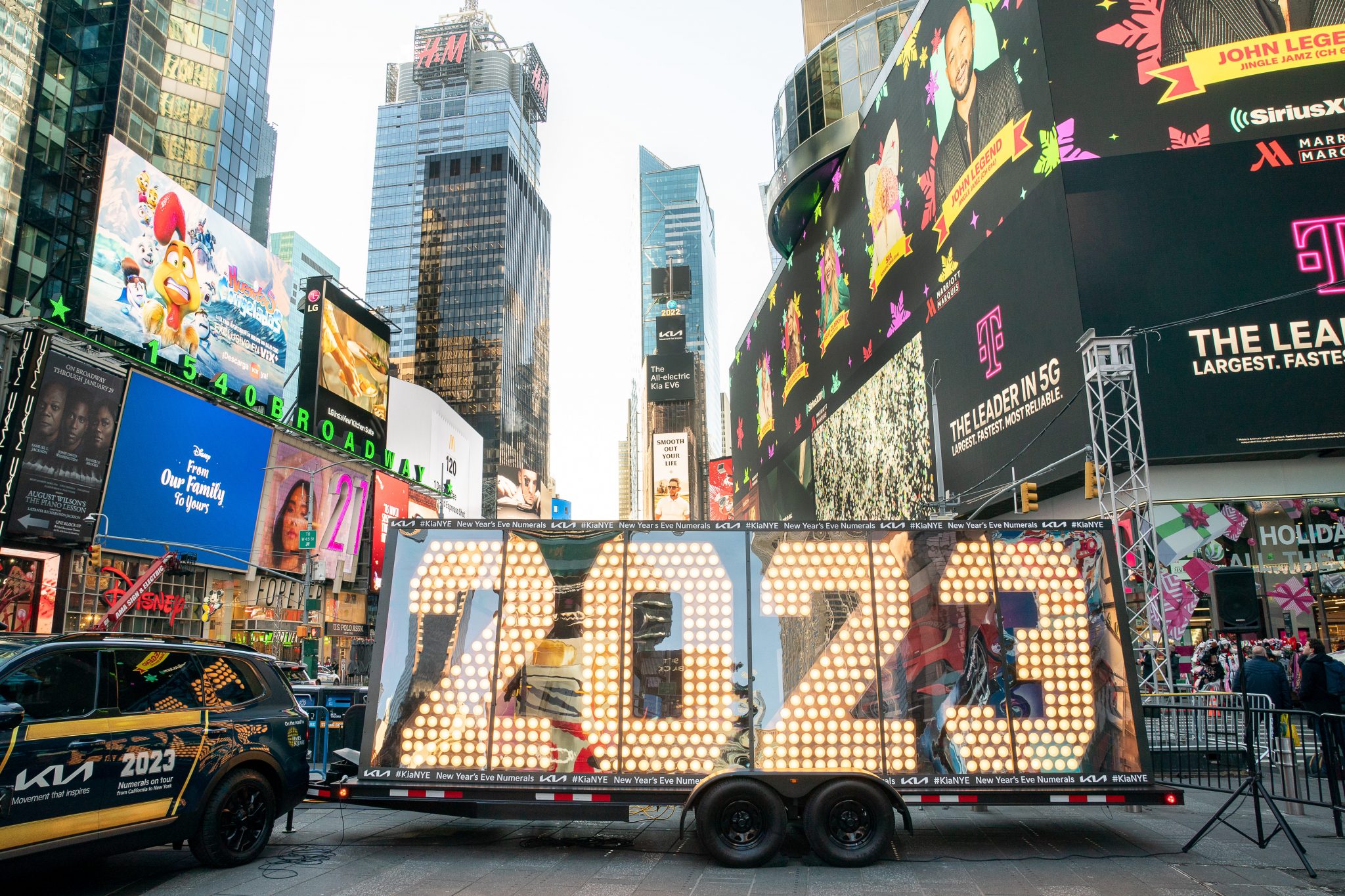 Numeral Arrival – Times Square Ball
