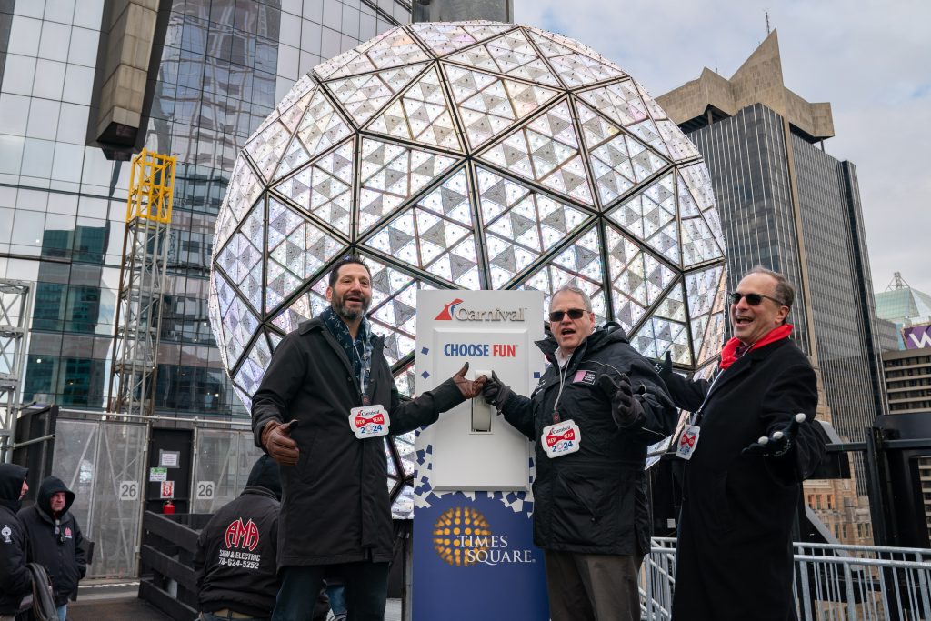 Hi-Res Photos – Times Square Ball